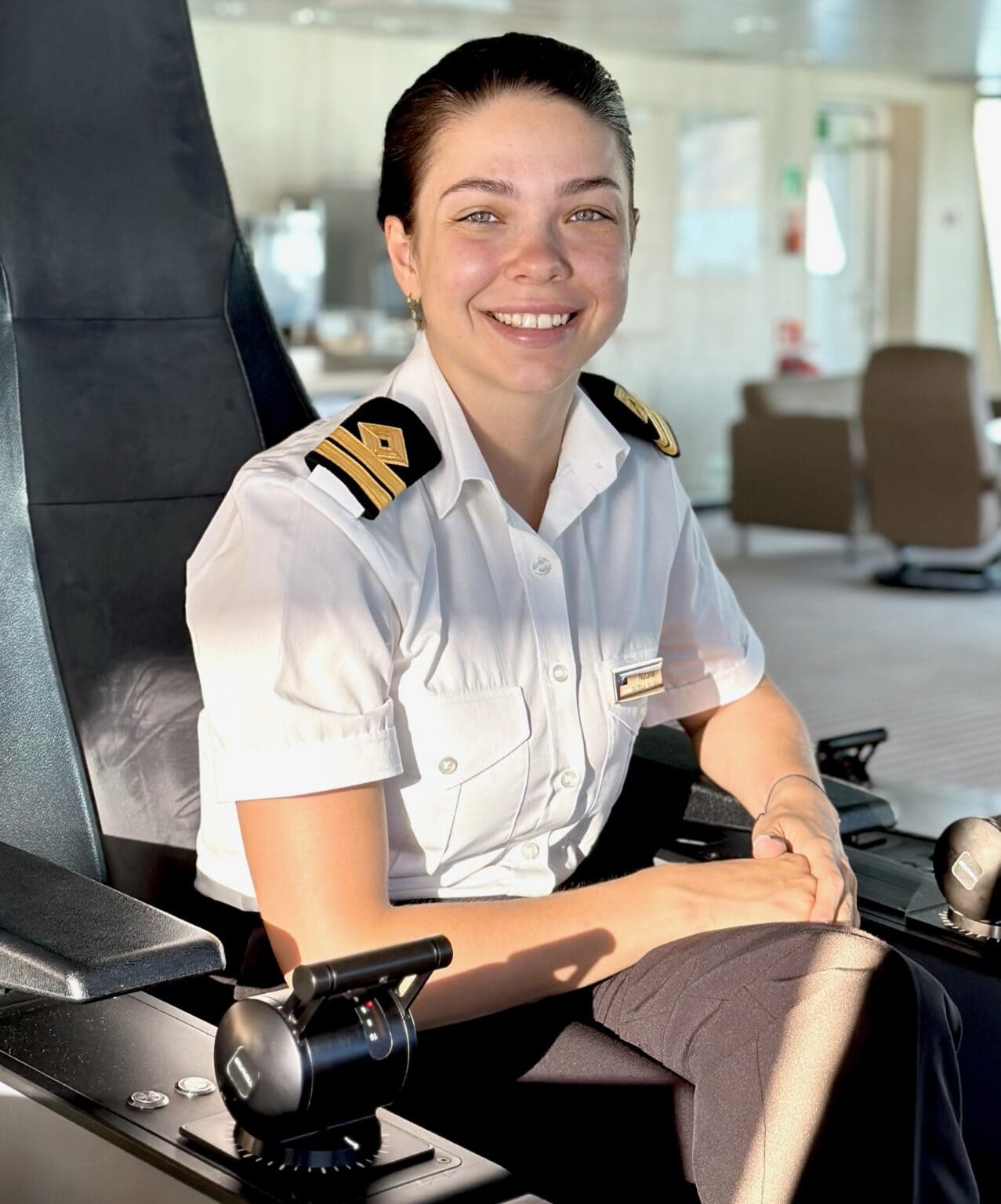 National Geographic Resolution: the Range Rover of Ships